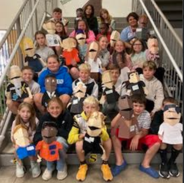 5th Grade Puppet Project Brings Scientists to Life